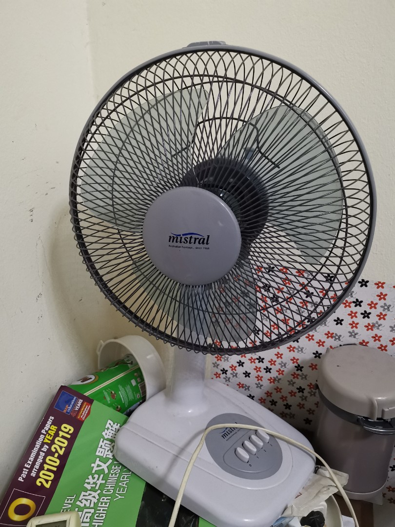 Desk Fan mistral, Furniture & Home Living, Lighting & Fans, Fans on ...