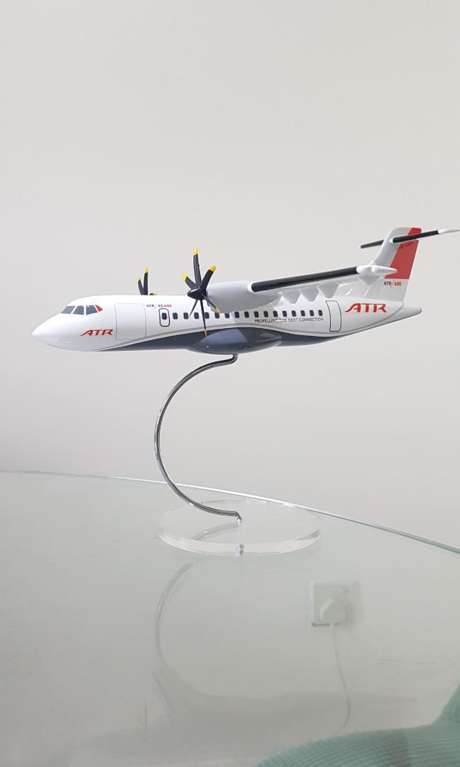 Model plane ATR 42-600, Hobbies & Toys, Toys & Games on Carousell
