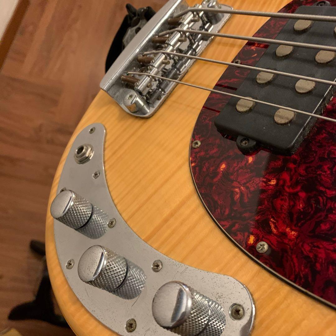OLP Bass (Official Stingray Replica) Guitar, Hobbies & Toys, Music ...