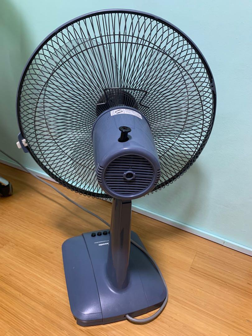 Panasonic desk/short fan, Furniture & Home Living, Lighting & Fans ...