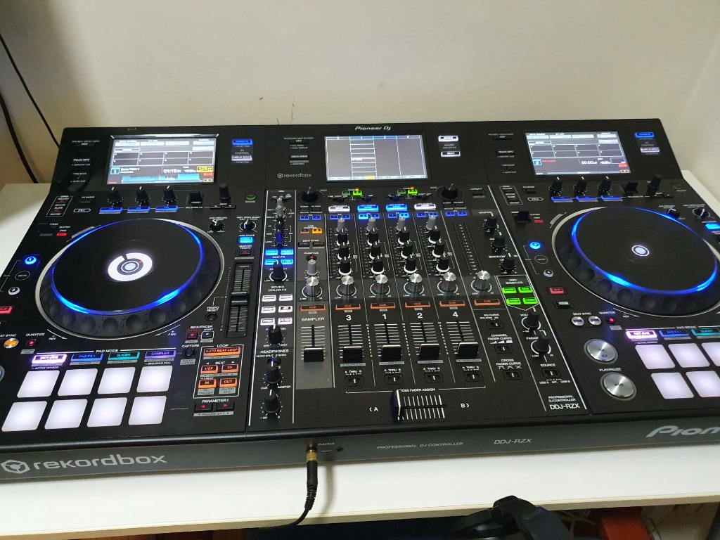Pioneer DDJ-RZX 4-Channel DJ Controller, Hobbies & Toys, Music & Media ...
