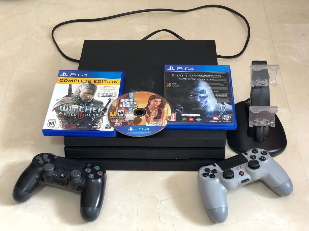 PS4 Pro 1Tb w/ 3 free games, Video Gaming, Video Game Consoles ...