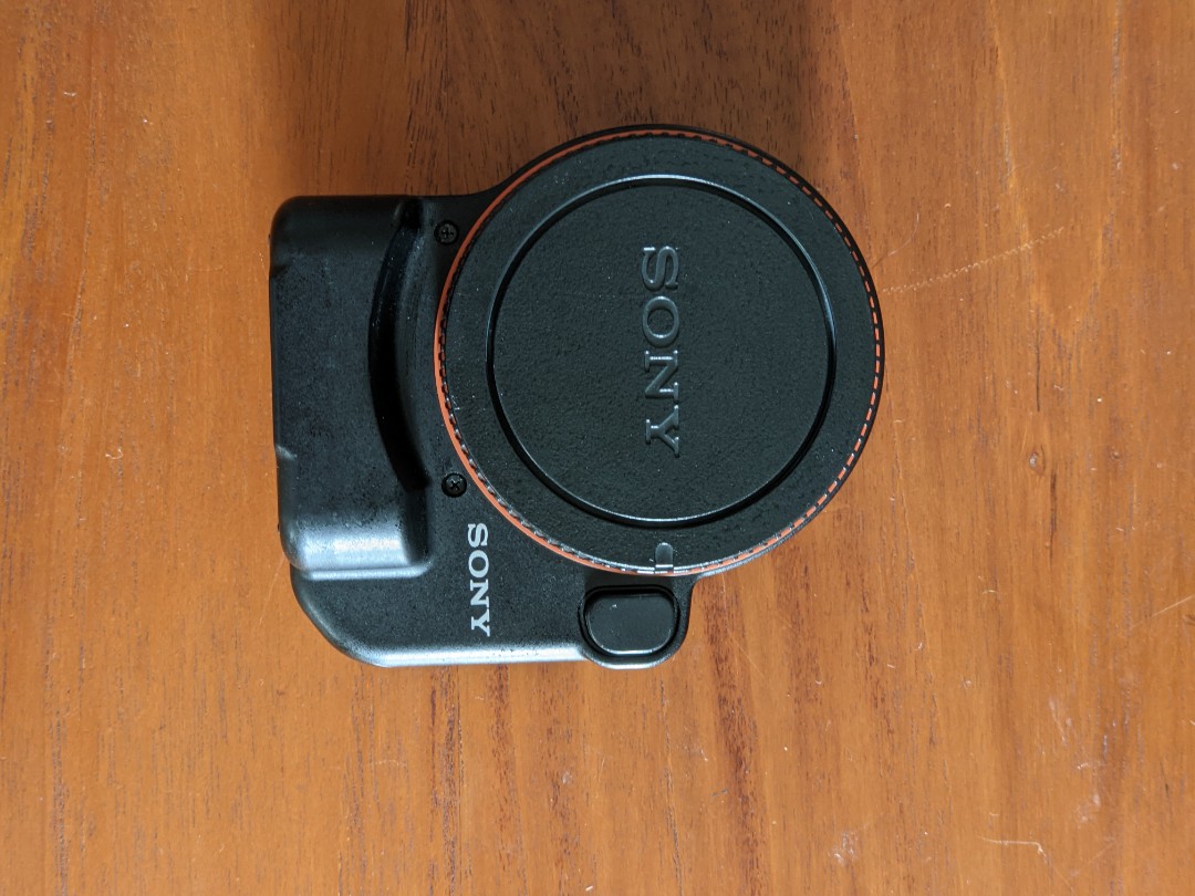 Sony la-ea4 - $200, Photography, Cameras on Carousell