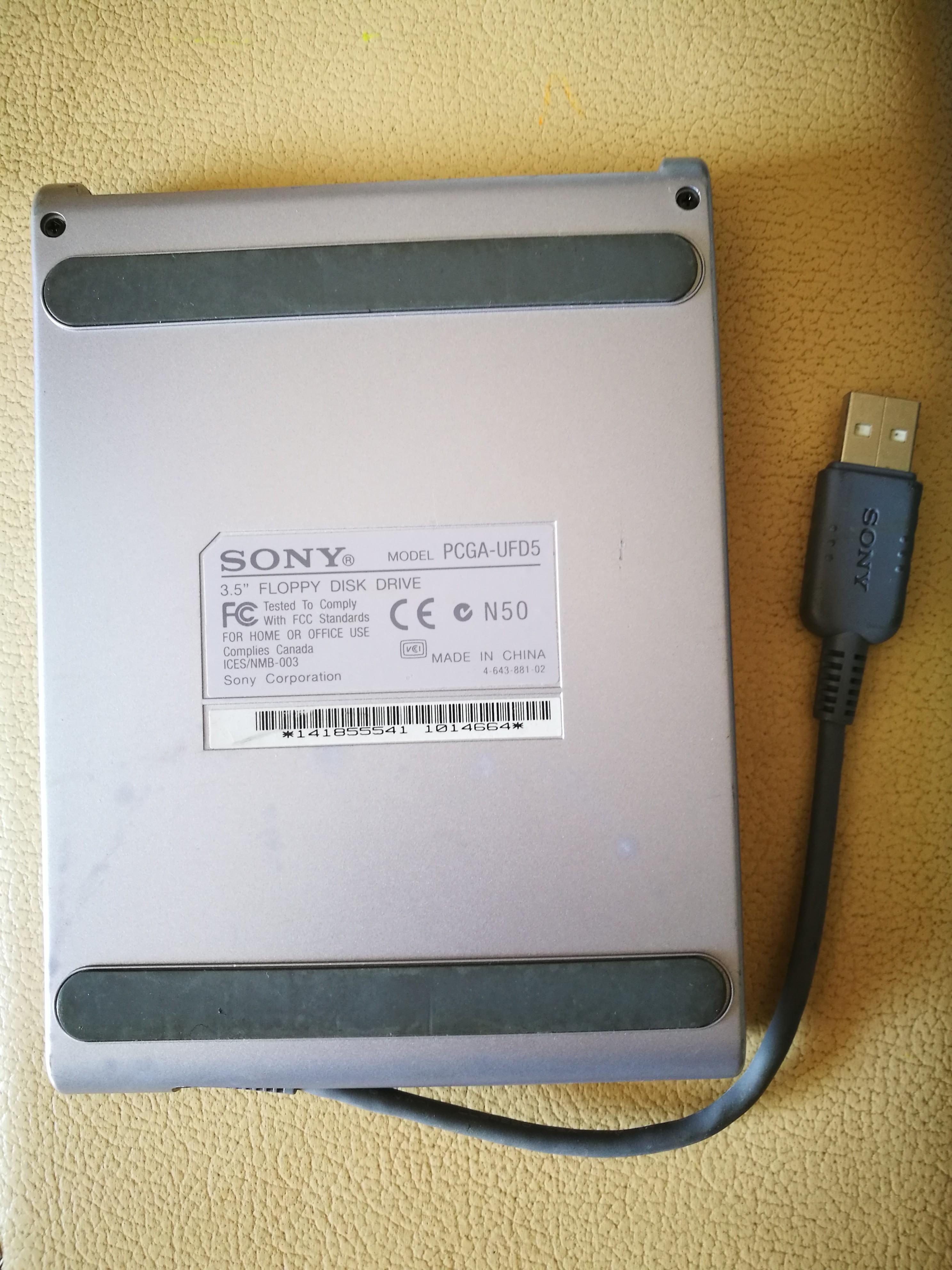 SONY VAIO 3.5 inch floppy drive, 電腦＆科技, 電腦周邊及配件, 硬碟及儲存器 - Carousell