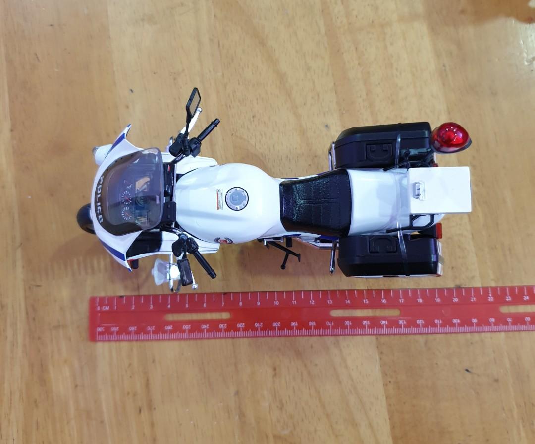 SPF SINGAPORE POLICE FORCE TRAFFIC POLICE PATROL MOTORCYCLE diecast ...