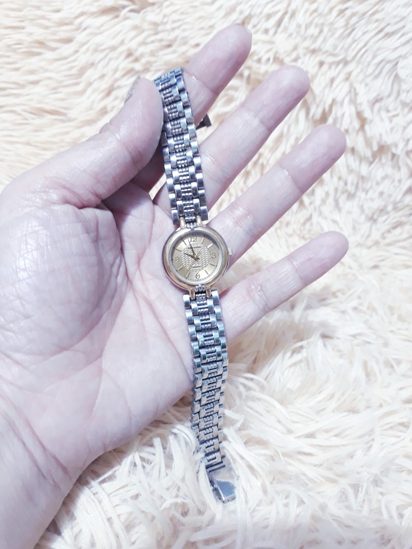 Delvina watch, Women's Fashion, Watches & Accessories, Watches on Carousell