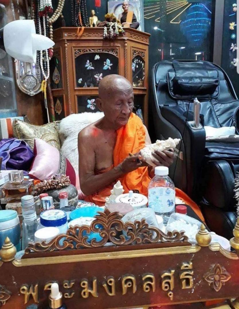 Phra Pikanet bucha BE2559 Thai Amulet, Hobbies & Toys, Memorabilia ...