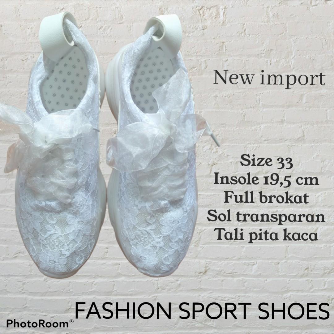 Sepatu full brokat putih anak, Bayi & Anak, Baju Anak Perempuan, 1 ...