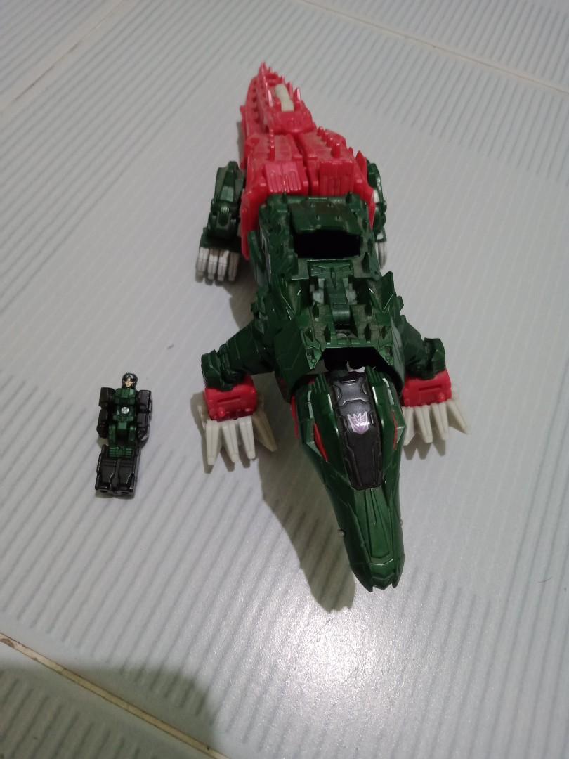 Hasbro Transformers headmaster titans return skull cruncher, Hobbies ...