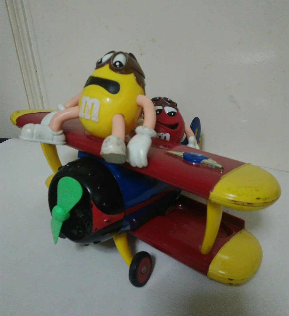Vintage M & M Airplane Candy Dispenser for 680-pesos, Hobbies & Toys ...