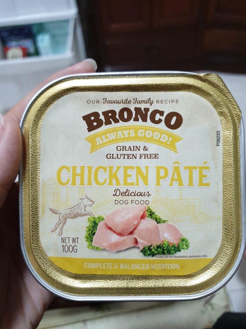Bronco Chicken Plate, Pet Supplies, Pet Food on Carousell