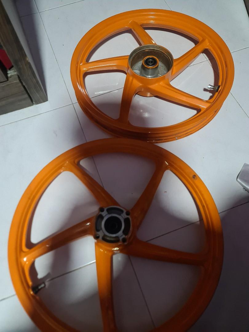 Honda dash wave 125 rim, Motorcycles, Motorcycle Accessories on Carousell