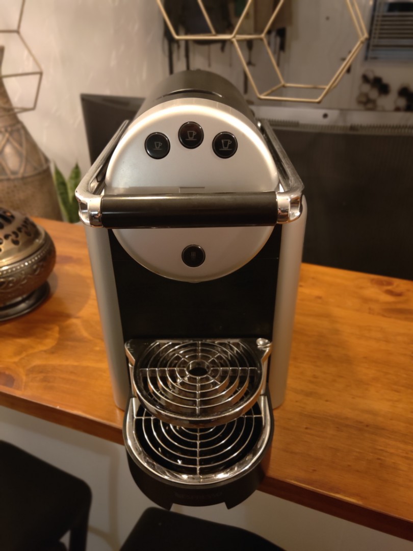 Nespresso Zenius professional, TV & Home Appliances, Kitchen Appliances ...