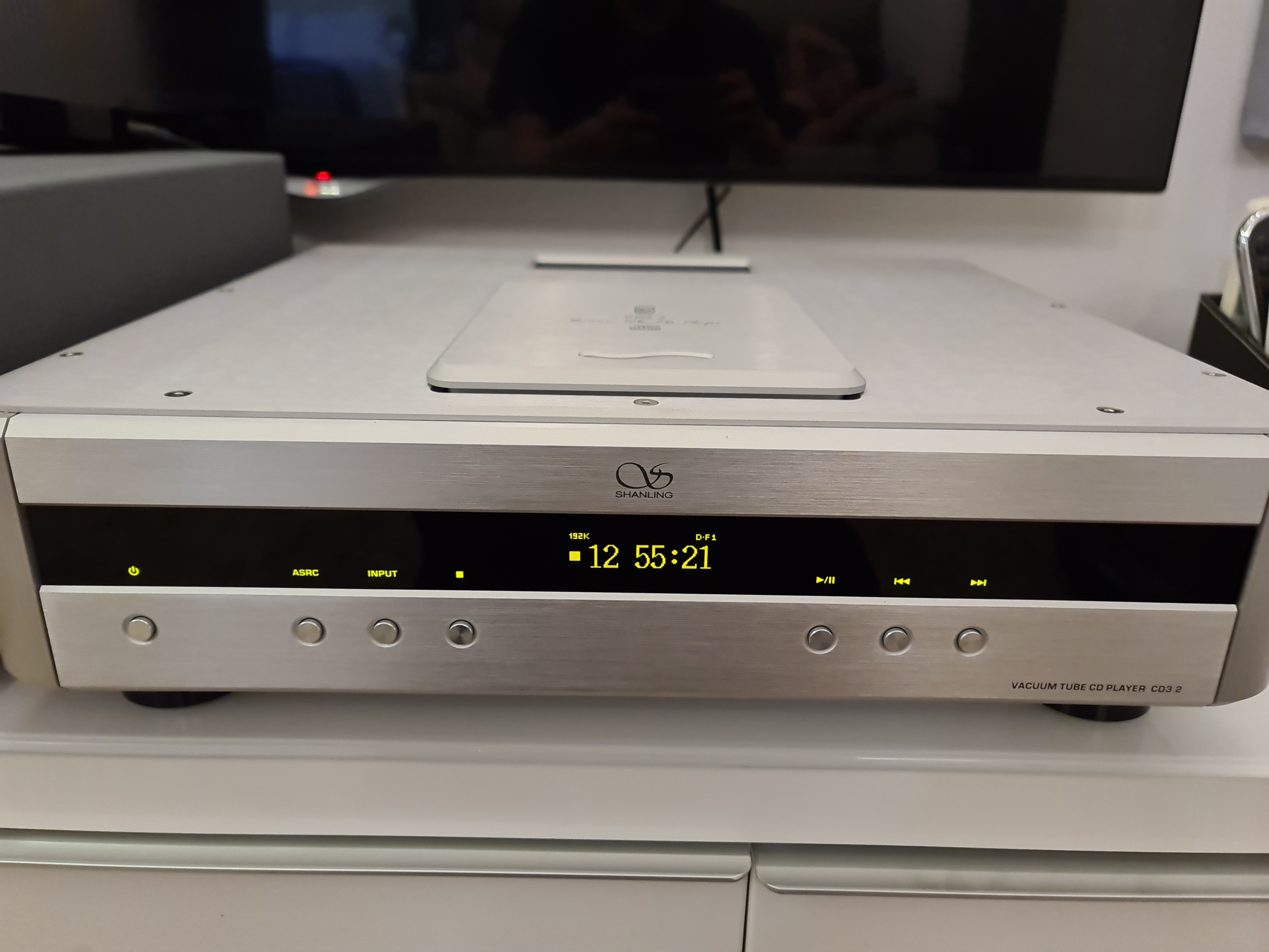 Shanling vacuum tube Cd player CD3.2, Audio, Portable Music Players on ...