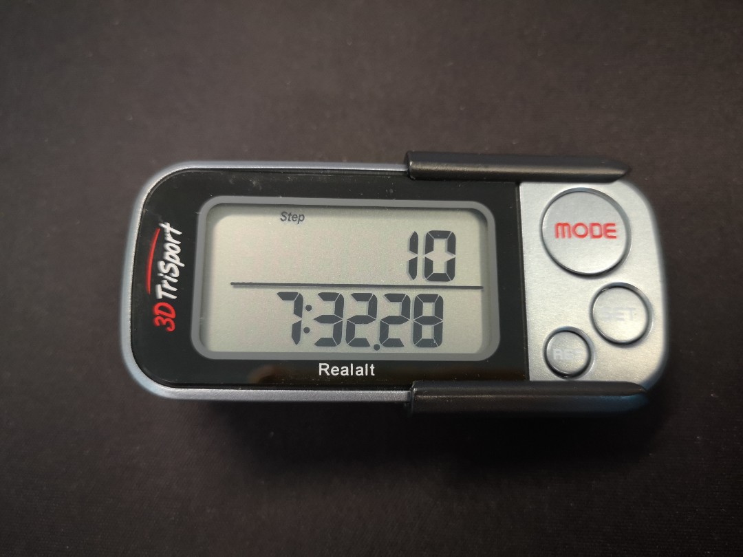 Step counter, Sports Equipment, Exercise & Fitness, Cardio & Fitness ...