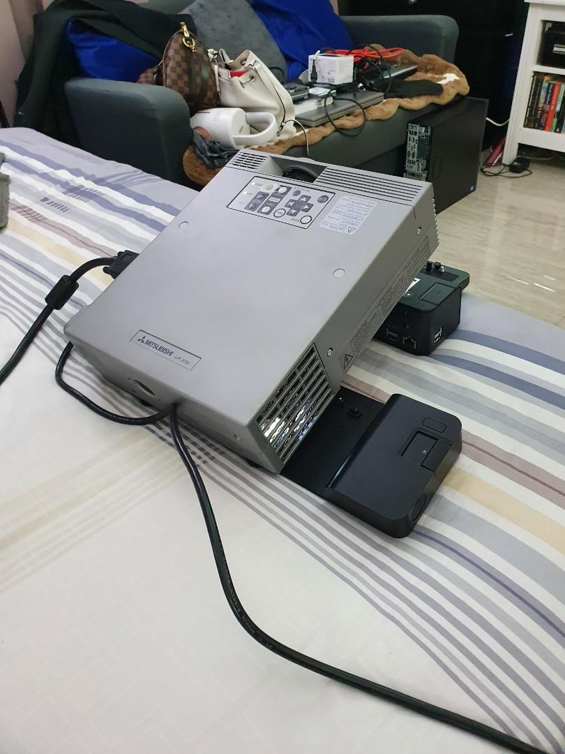 Vintage Mitsubishi Projector LVP-70U 1100 Lumens, Electronics, Others ...