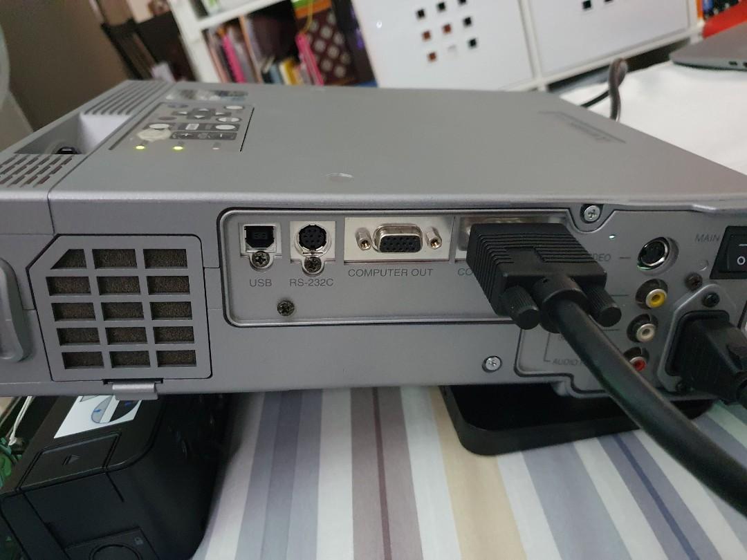 Vintage Mitsubishi Projector LVP-70U 1100 Lumens, Electronics, Others ...