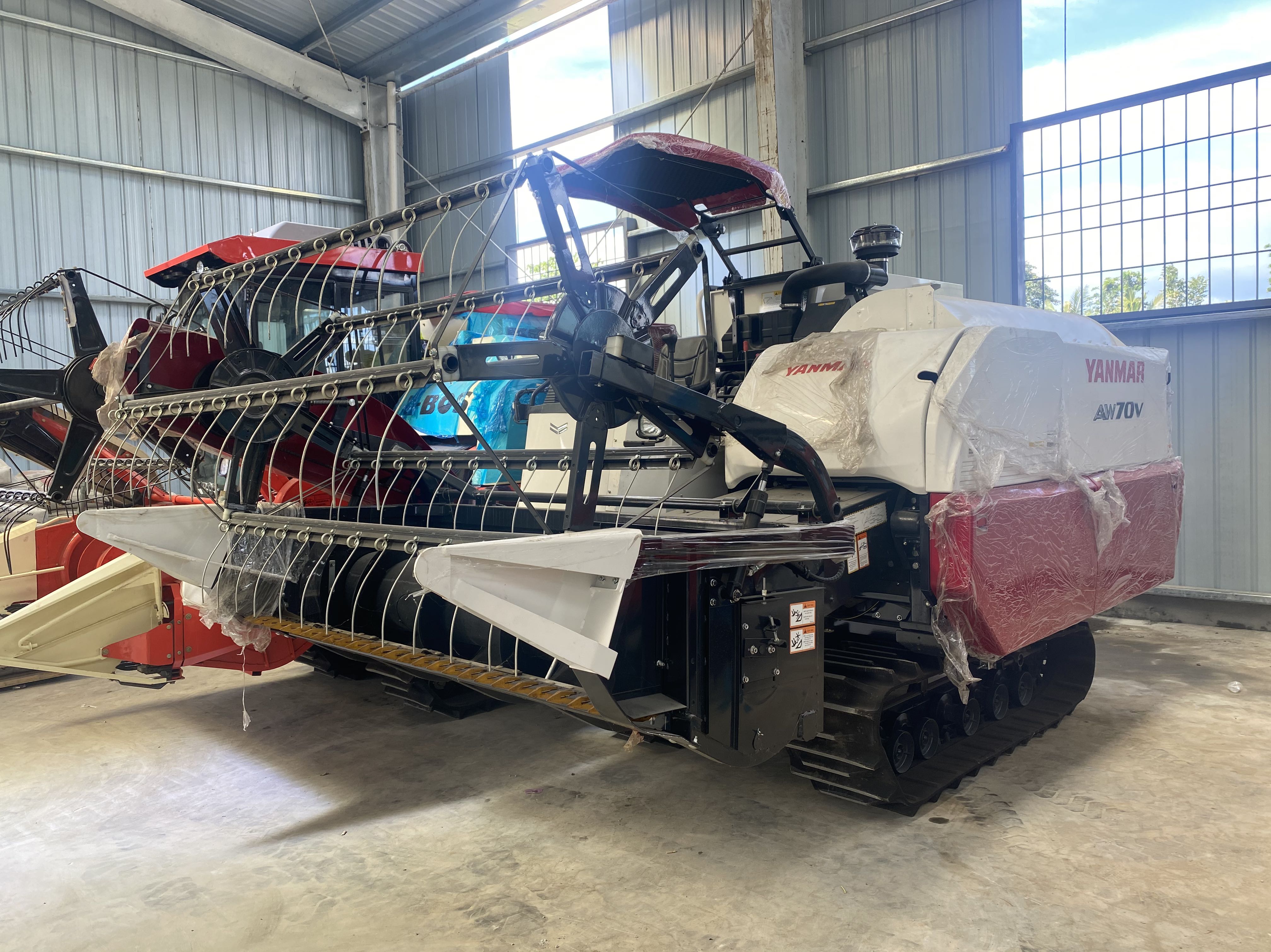 Yanmar Combine harvester, Special Vehicles, Heavy Vehicles on Carousell