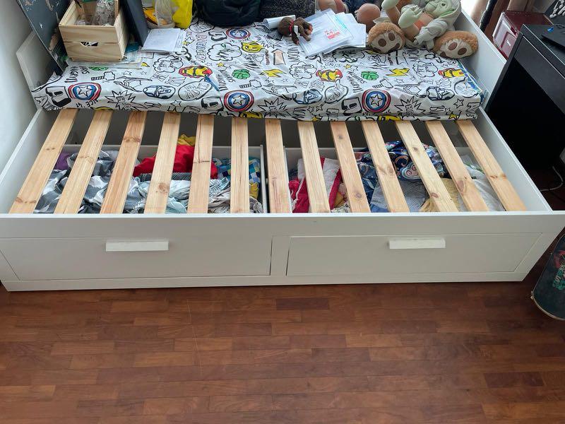 IKEA Extendable single bed , Furniture & Home Living, Furniture, Bed ...