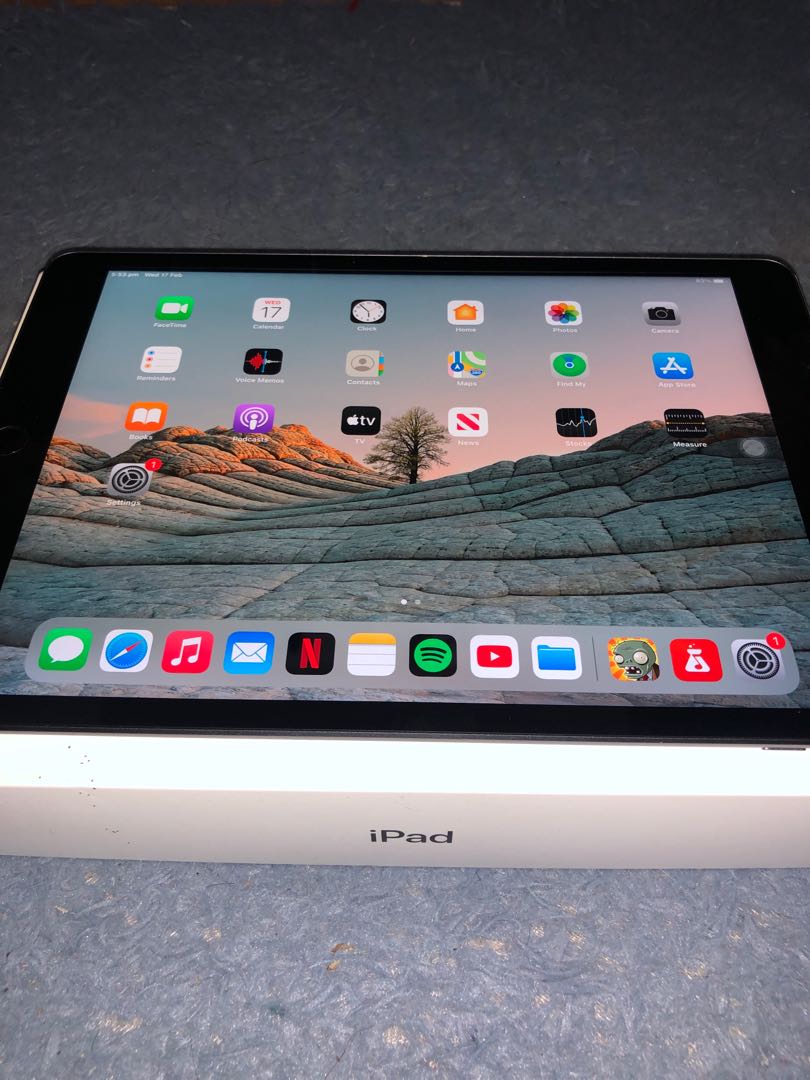 REPRICED IPad 8th Gen 2020 Mobile Phones Gadgets Tablets IPad On repriced-ipad-8th-gen-2020-mobile-phones-gadgets-tablets-ipad-on