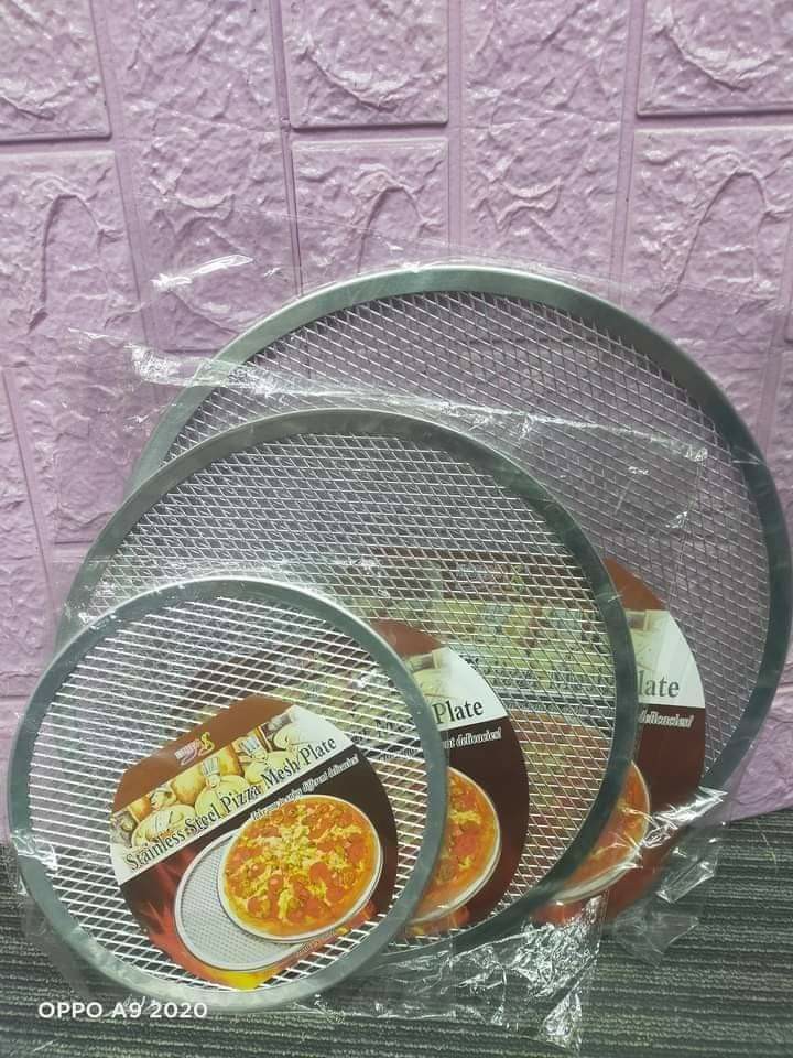 PIZZA MESH TRAY, Furniture & Home Living, Kitchenware & Tableware ...