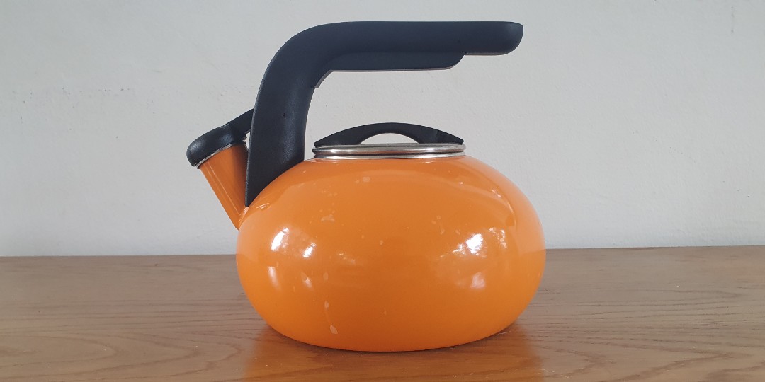 Retro Bonjour Kettle, Furniture & Home Living, Kitchenware & Tableware ...