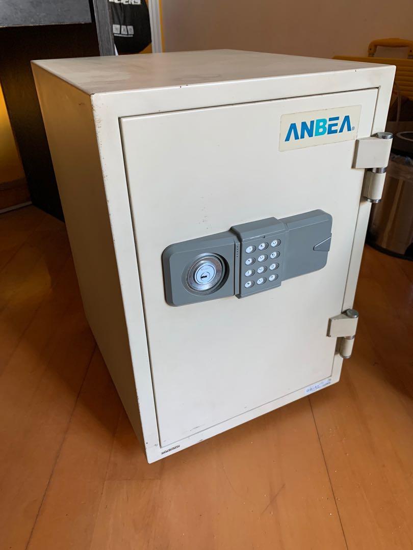 ANBEA safe box 夾萬, 傢俬＆家居, 保安及門鎖 , 夾萬 - Carousell