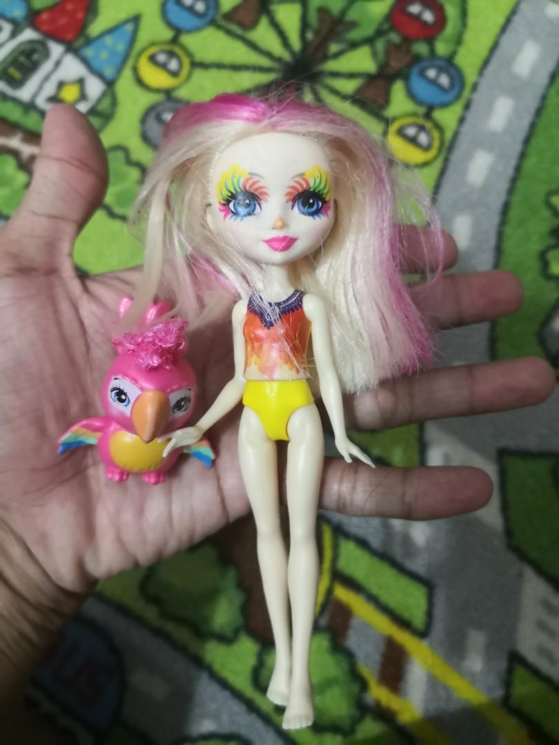 Enchantimals Peeky Parrot, Hobbies & Toys, Toys & Games on Carousell