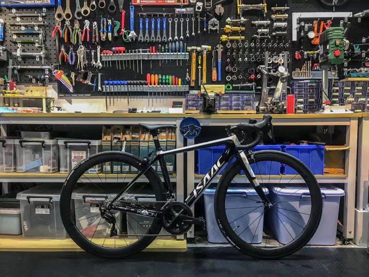 超抵德國Isaac kaon碳纖維公路車架 carbon bike frame超值, 運動產品, 單車及配件, 單車 - Carousell