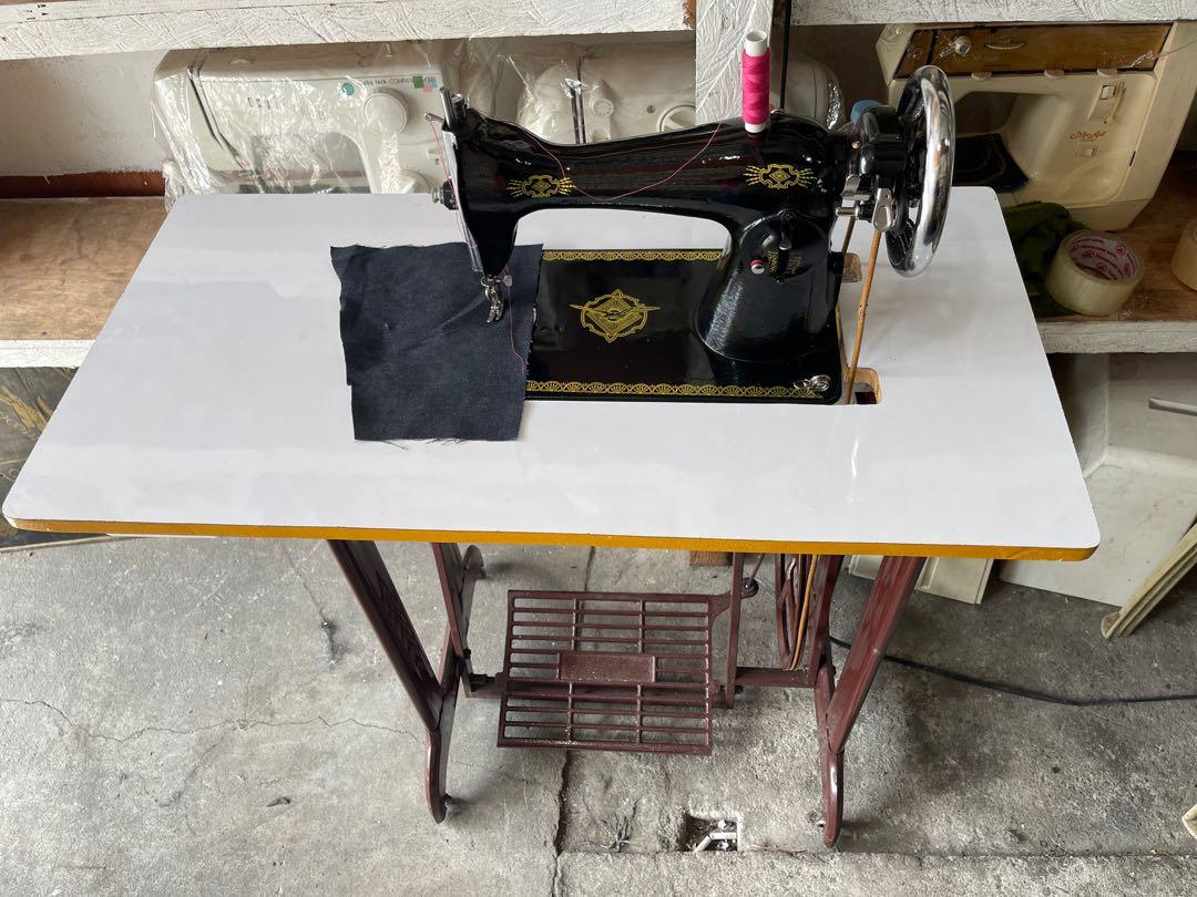 Manual sewing machine/padjak, TV & Home Appliances, Other Home ...