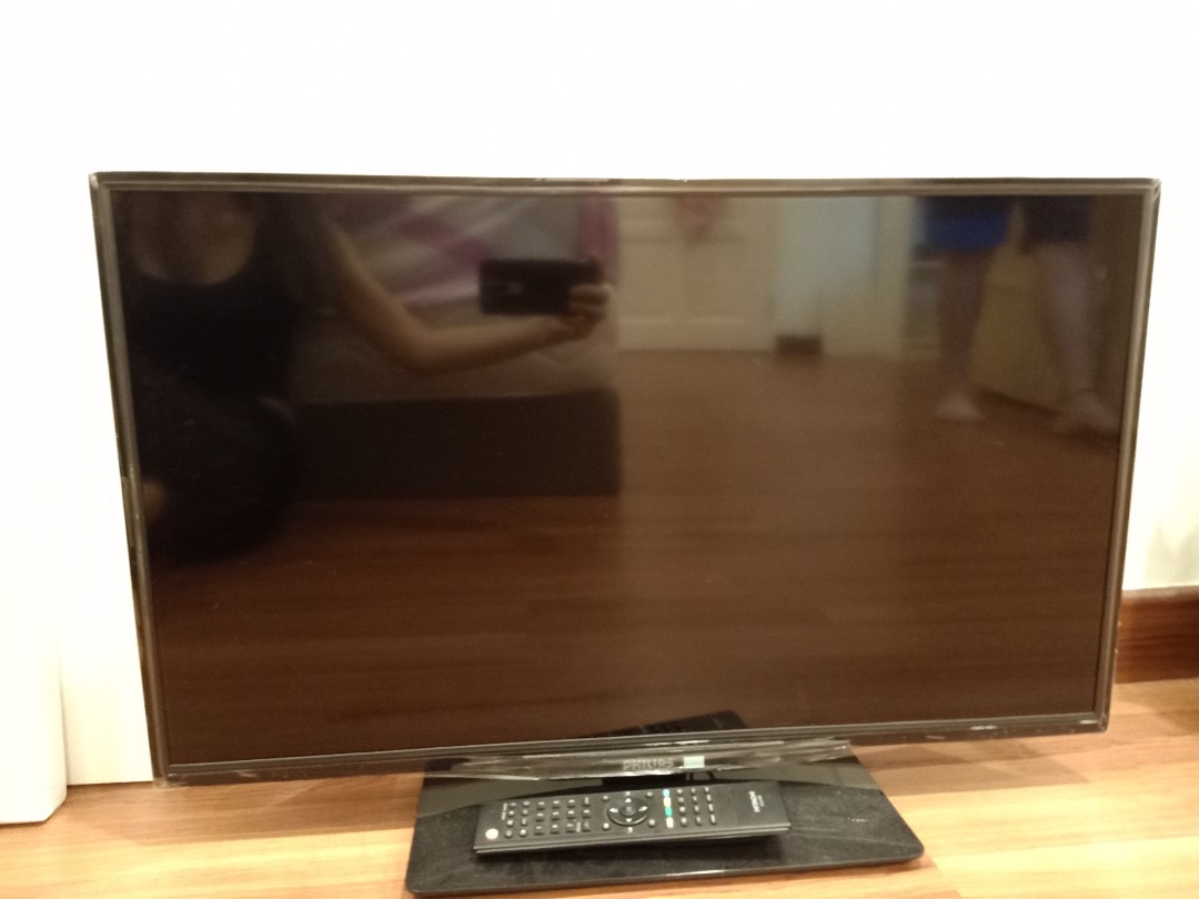 Philips Slim LED TV (HD), TV & Home Appliances, TV & Entertainment, TV ...