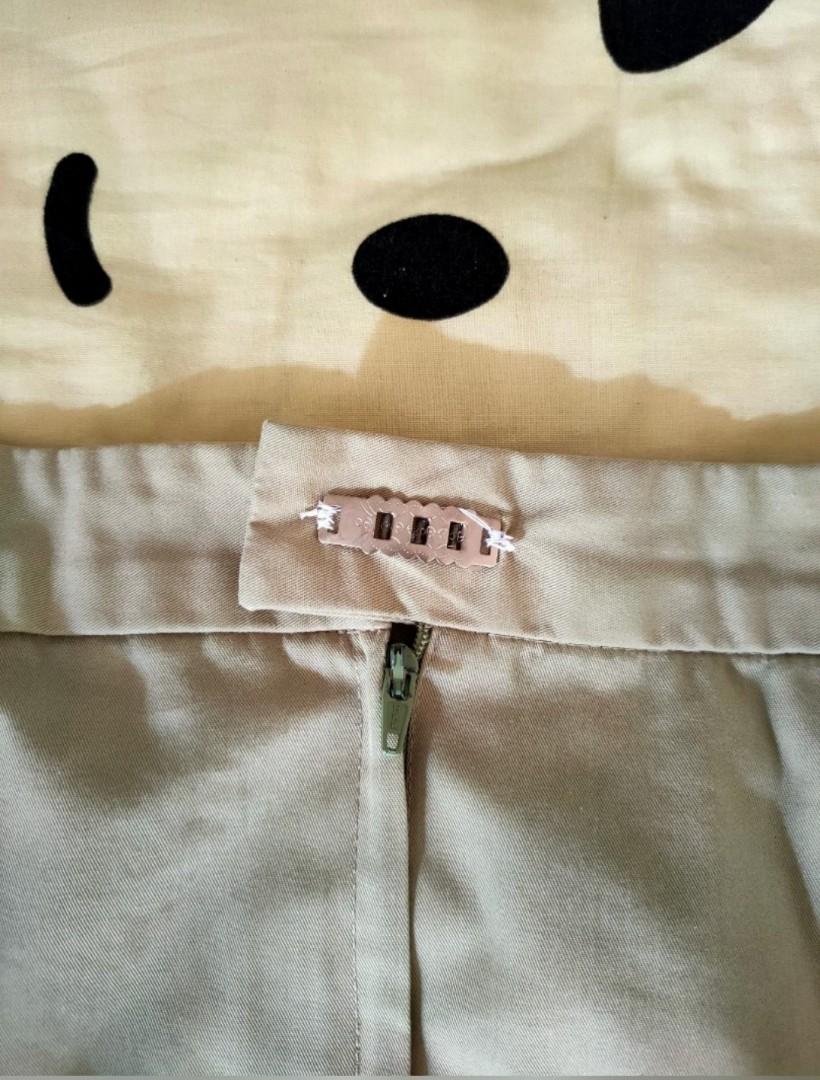 TJC uniform, Everything Else on Carousell