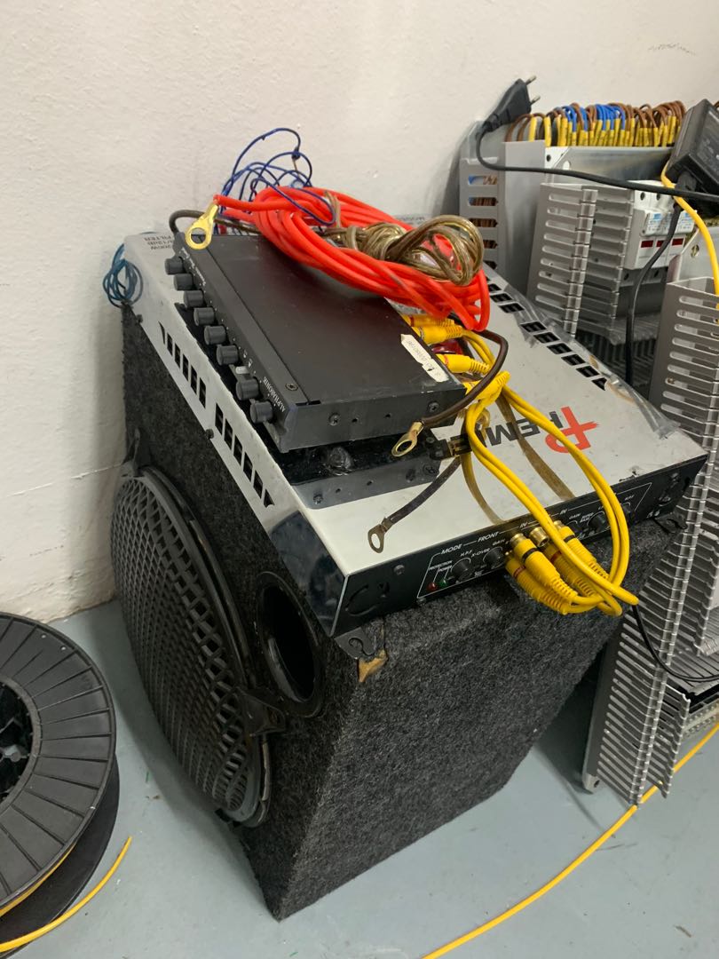 12 inch subwoofer and amplifier, with pre amp and wire, Car Accessories ...