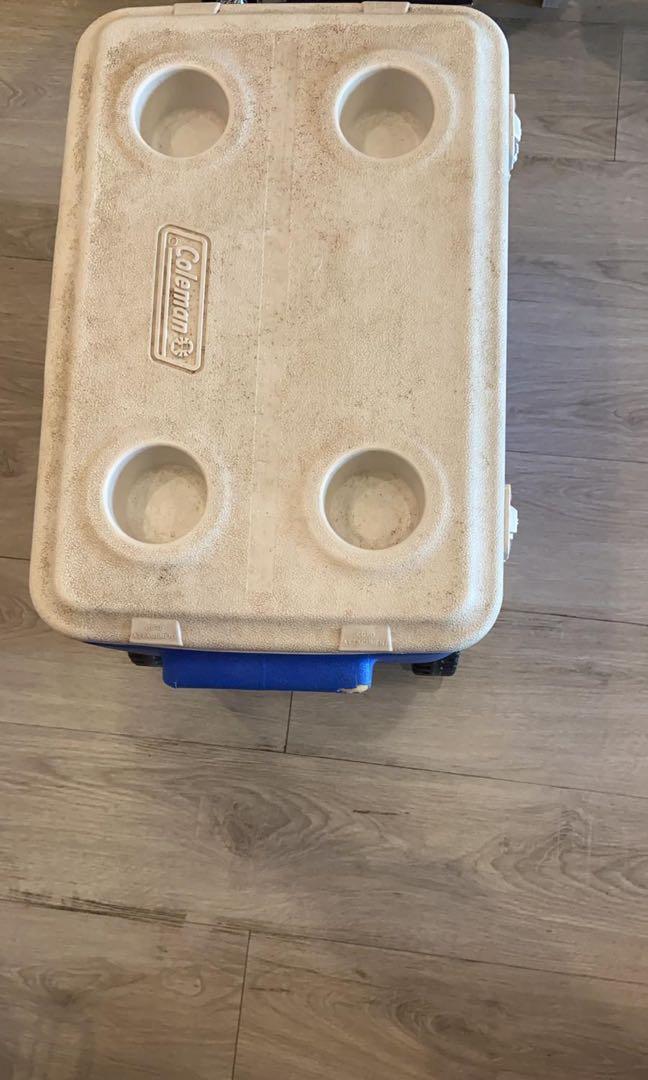 Coleman Ice Box Cooler, Everything Else on Carousell
