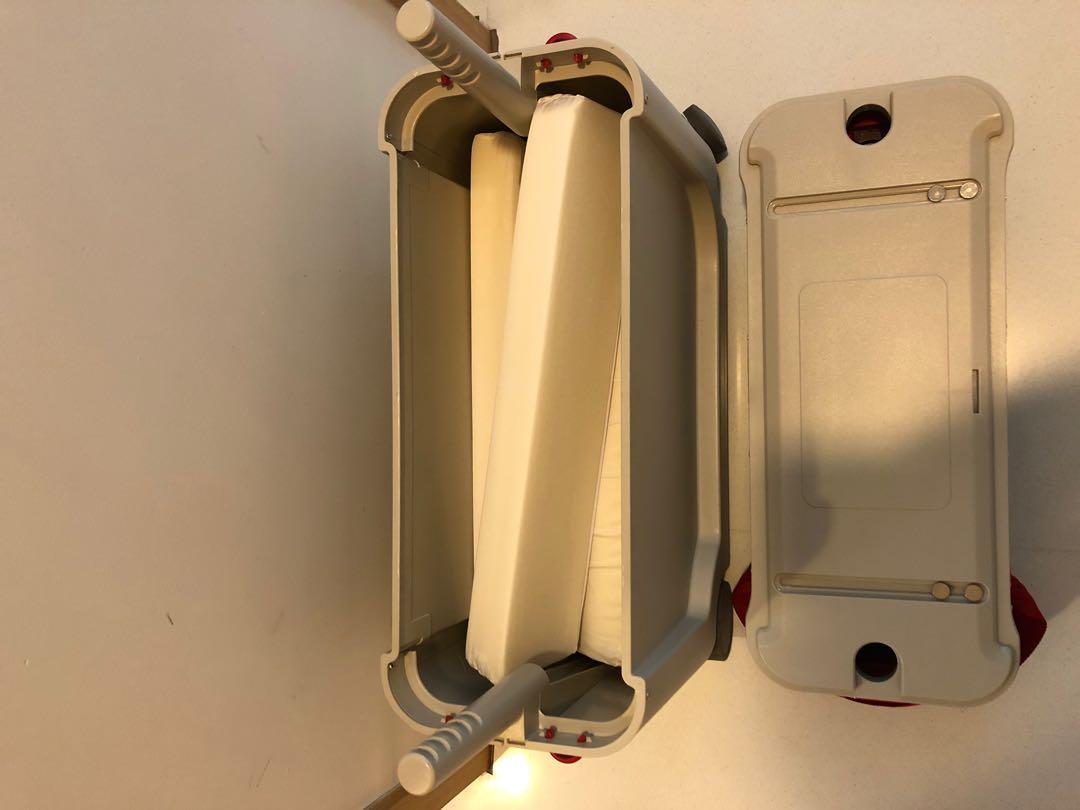 Minnow Airplane Bedbox Luggage (almost identical to Stokke Jetkids ...