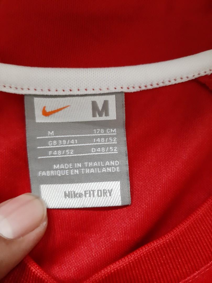 Nike Sando Original, Men's Fashion, Activewear on Carousell