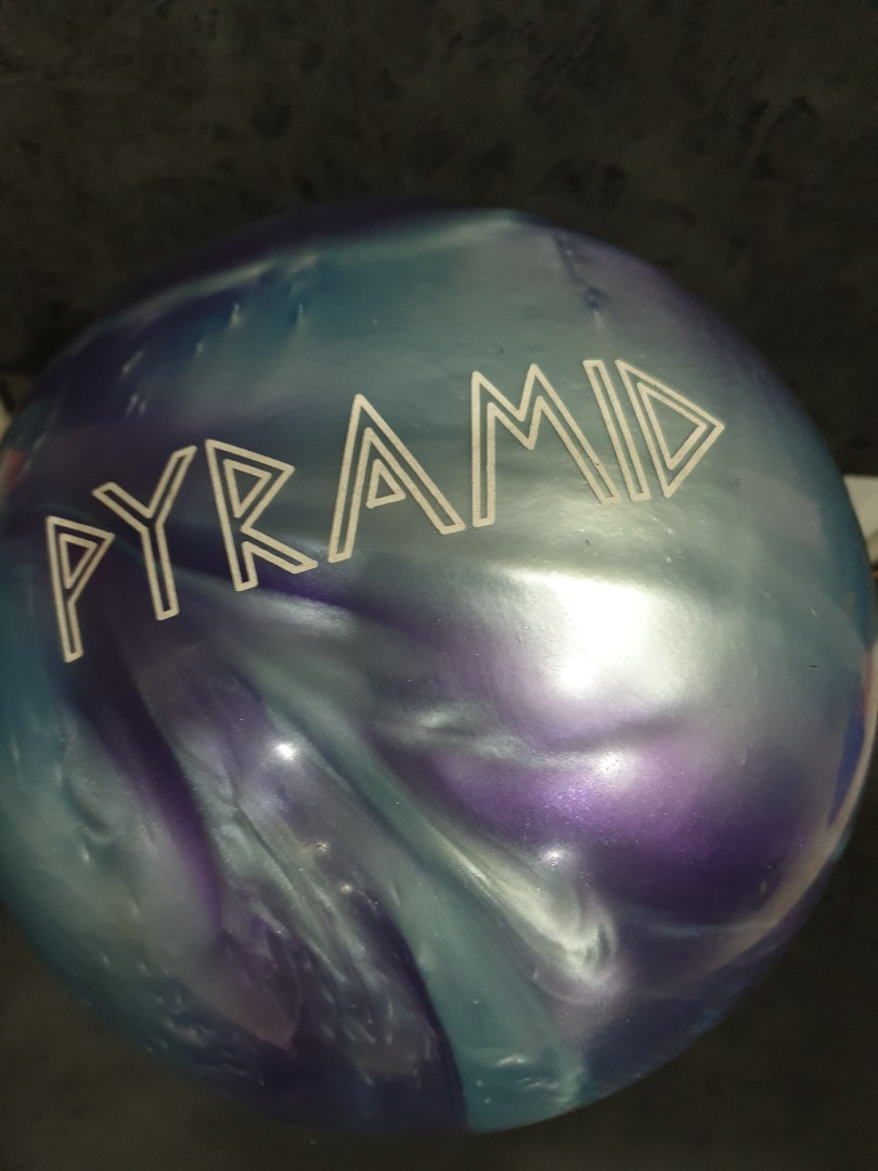 Pyramid path rising 10lbs bowling ball, Sports Equipment, Sports ...