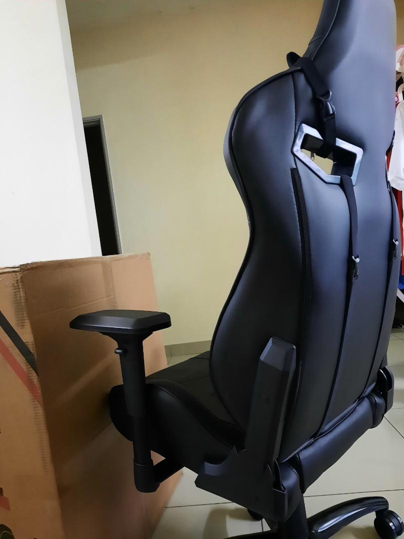 Ttracing surge stealth gaming chair like new, Furniture & Home Living ...