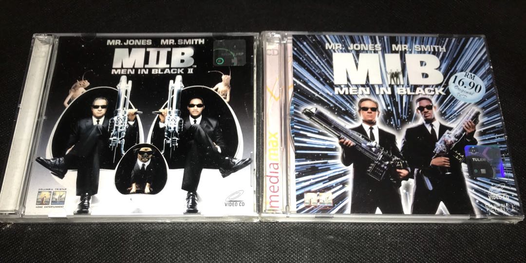2 MEN IN BLACK VCD VIDEO CD, Hobbies & Toys, Music & Media, CDs & DVDs ...