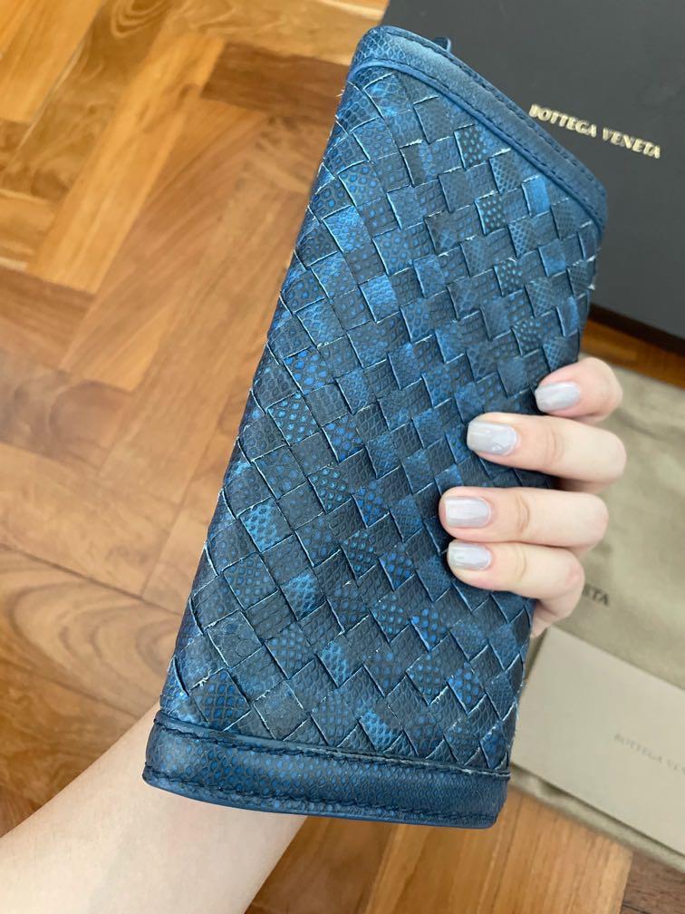 Bottega Veneta Wallet for men, Luxury, Bags & Wallets on Carousell