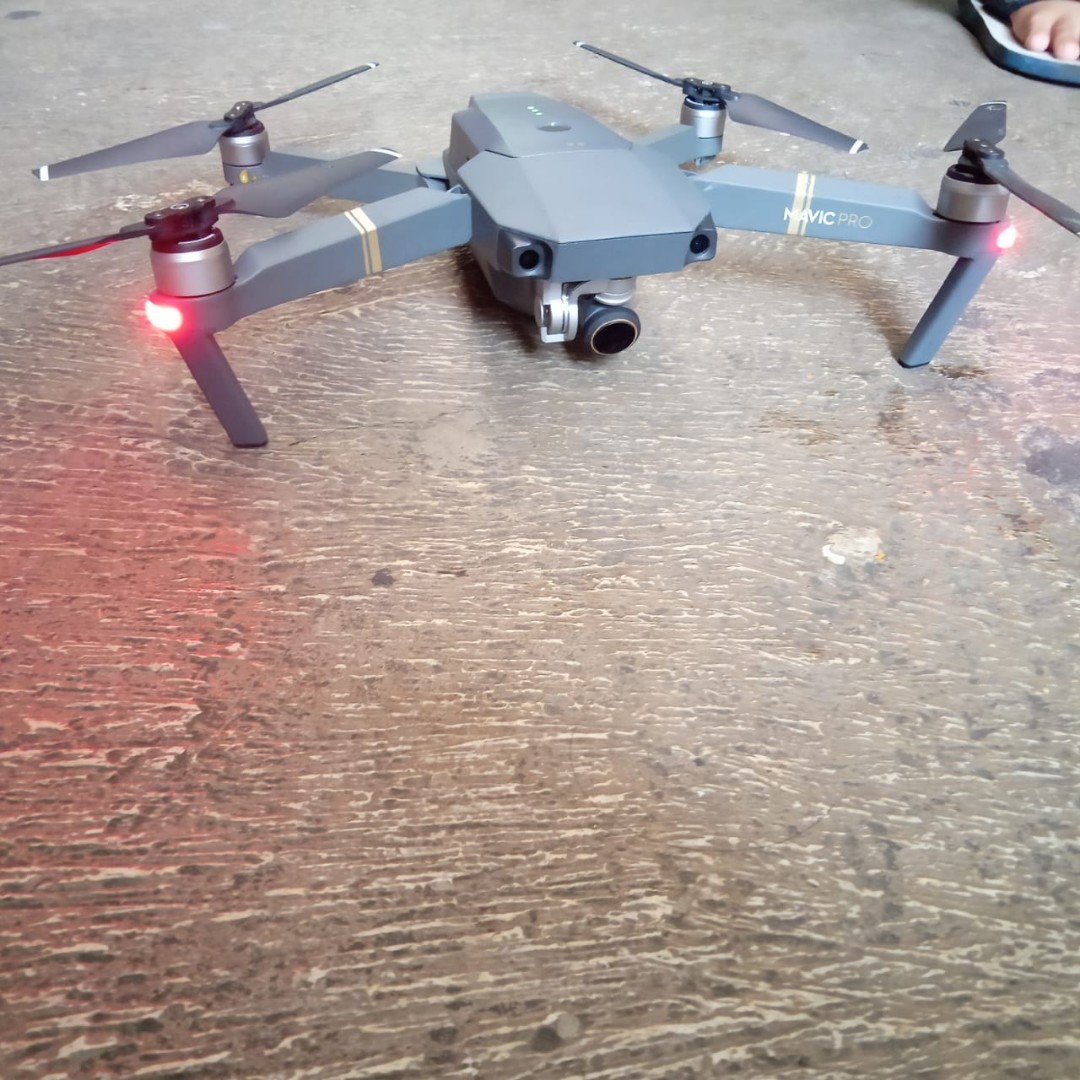 DRONE DJI MAVIC PRO 1 DAN PHANTOM 4 PRO PLUS, Fotografi di Carousell