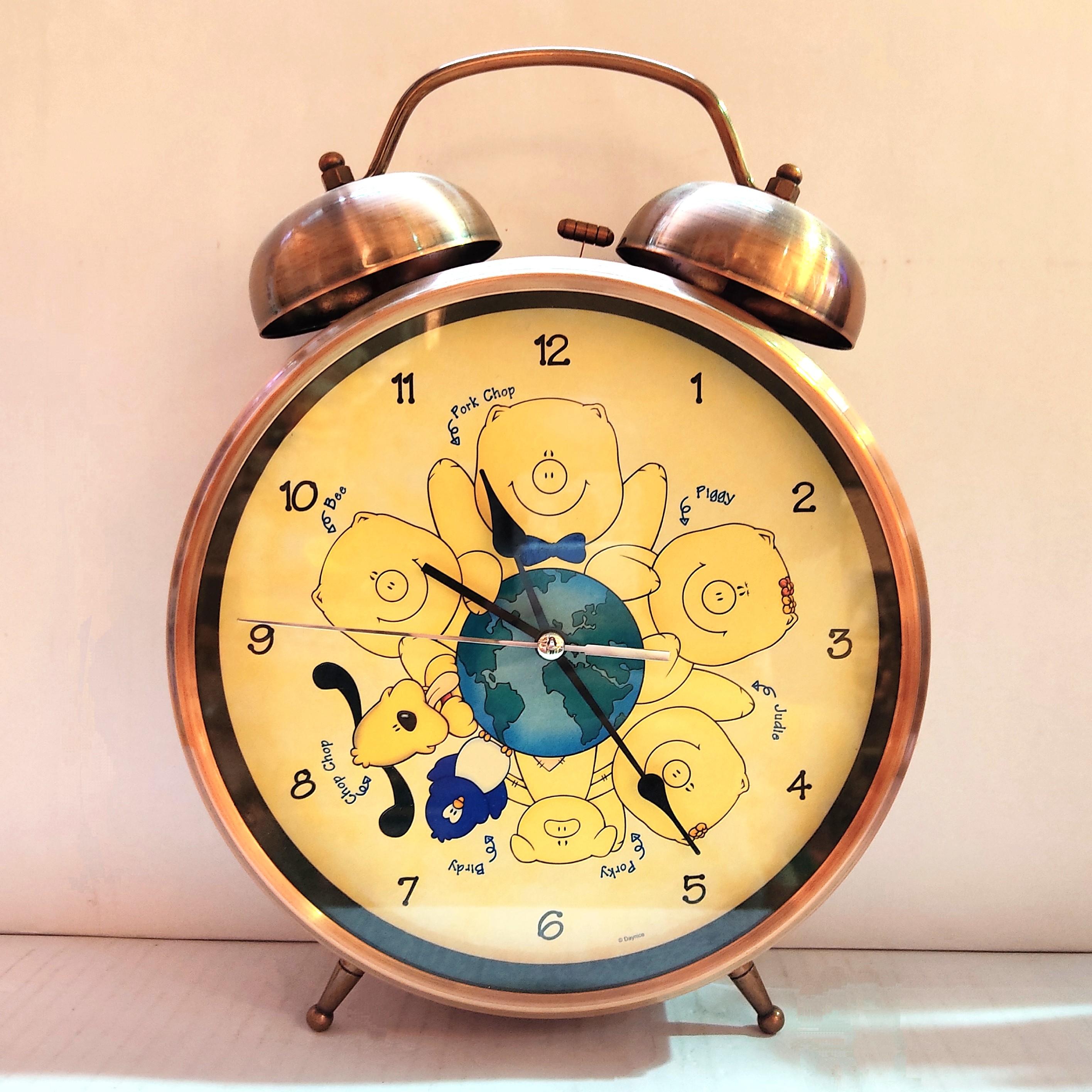 Pork Chop 11" Table Clock, Men's Fashion, Watches & Accessories ...