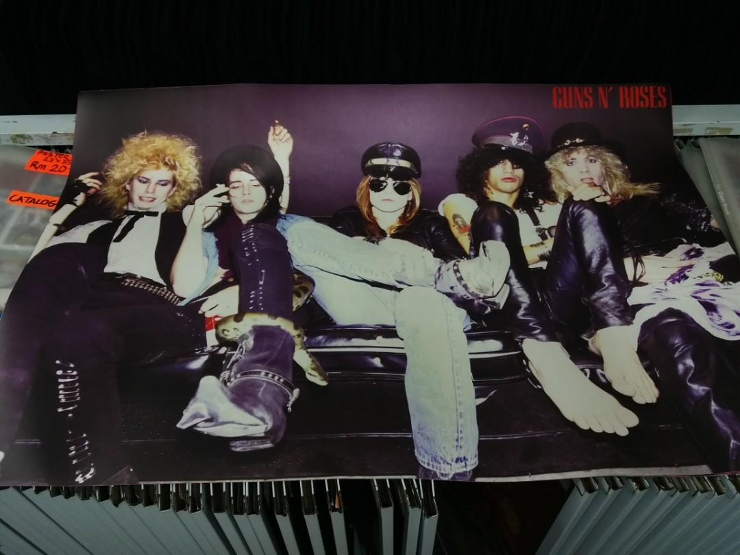 POSTER GUNS N ROSES BAND SAIZ BESAR, Furniture & Home Living, Home ...