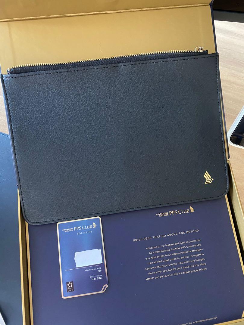 Singapore Airlines Solitaire PPS club pouches, Hobbies & Toys, Travel ...