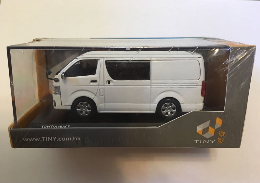 (全新) TINY 微影 1:43 模型 - 豐田 Toyota Hiace (白), 興趣及遊戲, 玩具 & 遊戲類 - Carousell