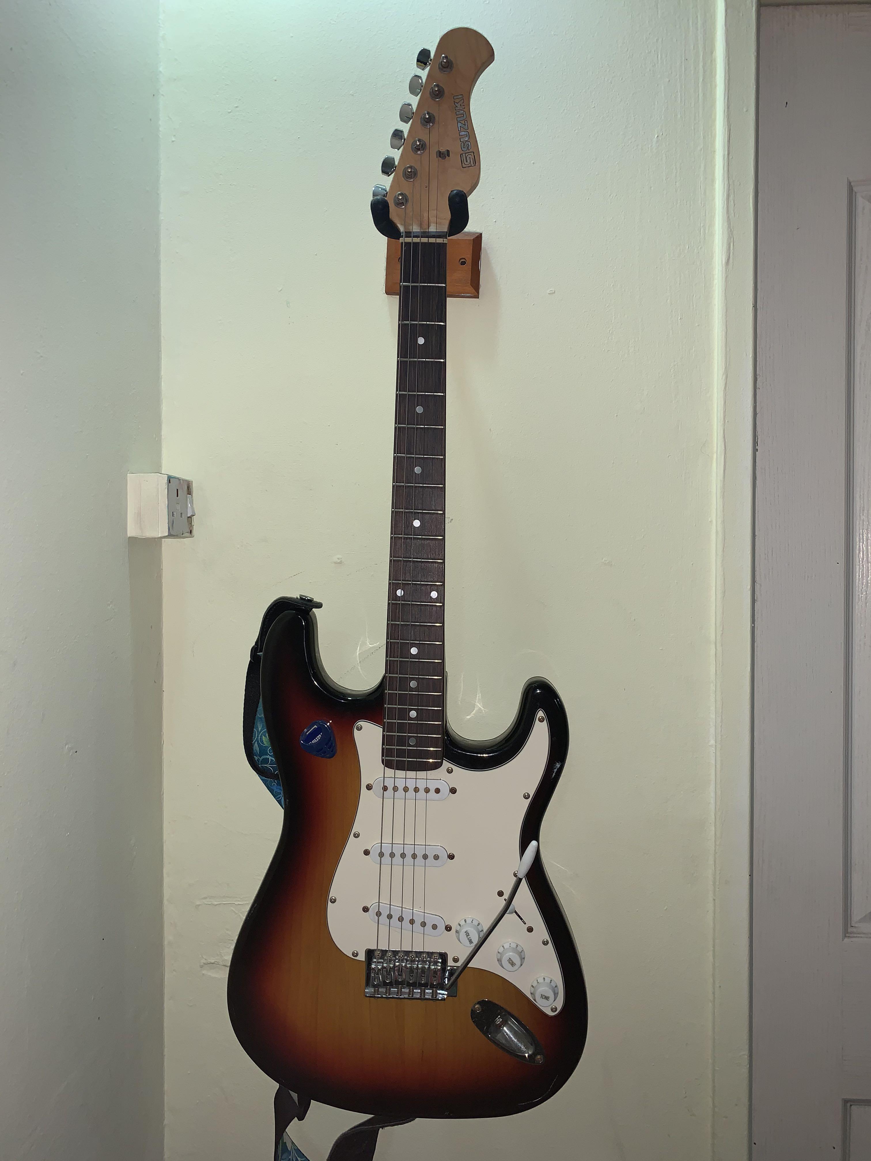 Fender Strat replica, Hobbies & Toys, Music & Media, Musical ...