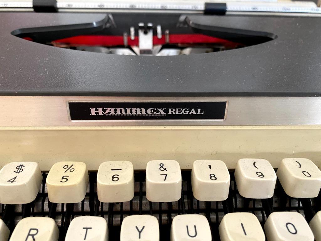 Hanimex Regal Typewriter (Fully Functional)- Great Condition, Hobbies ...