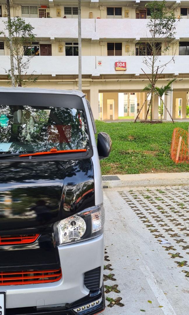 Hiace black based headlight lamp full set comes with box, Car ...