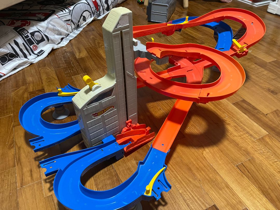Hot wheels ramp racer set, Hobbies & Toys, Toys & Games on Carousell