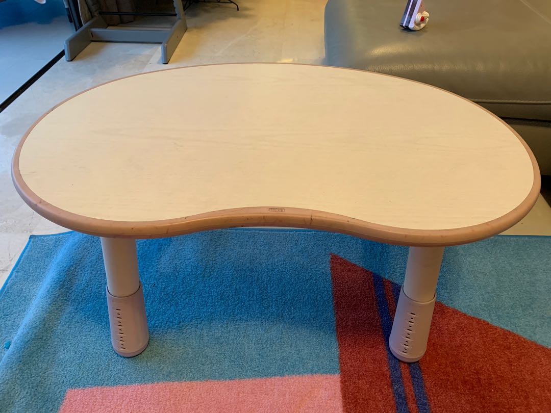 Iloom kids desk, Babies & Kids, Baby Nursery & Kids Furniture, Kids ...